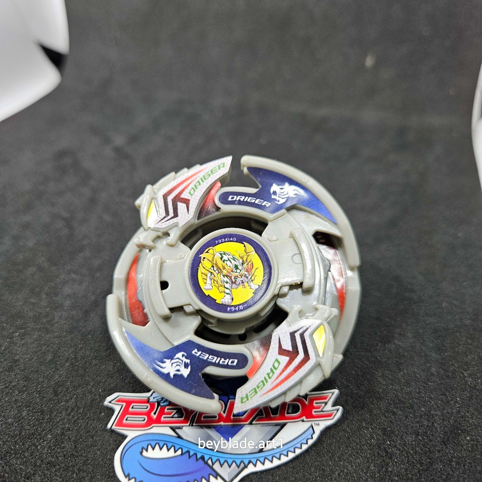 Driger V2 – Beyblade Art Shop